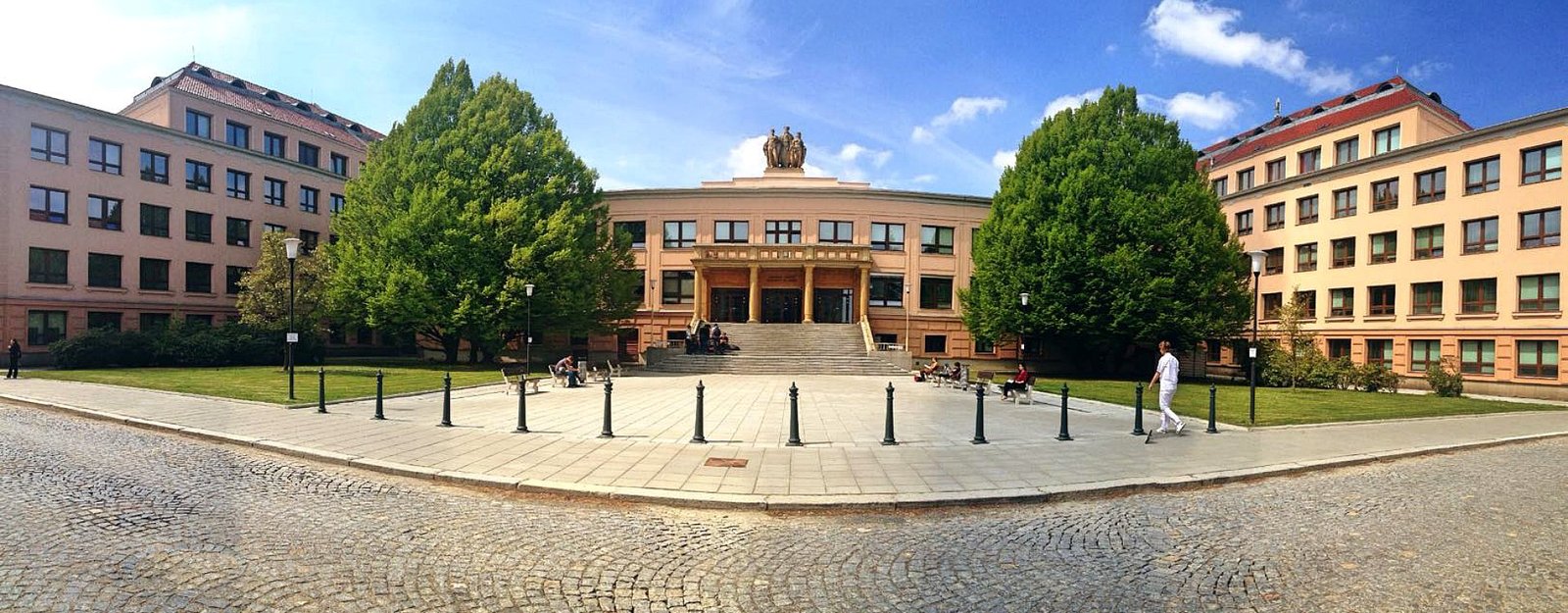 Palacký Üniversitesi Olomouc - Emisa